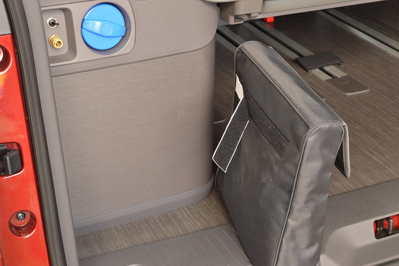 Car Bags V17101S Wassertankbeutel VW T7 California | 51005834